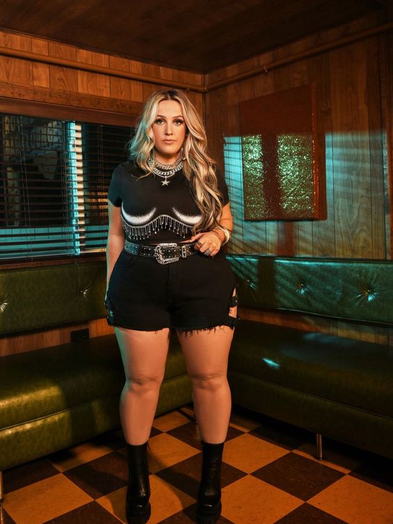 Plus-Size Concert Outfits That Rock